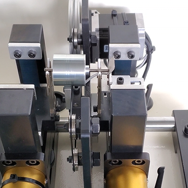 Portable Rotor Balancing Machine - Dynamic Balancing Machine ...